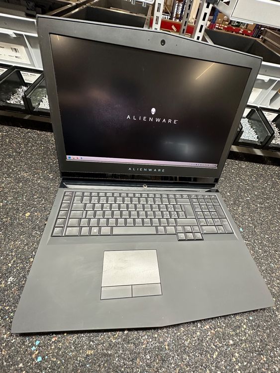 Alienware 17 R4 i7 7820HK/1TB/2TB/32GB/Win11Pro (Gebraucht) in ...