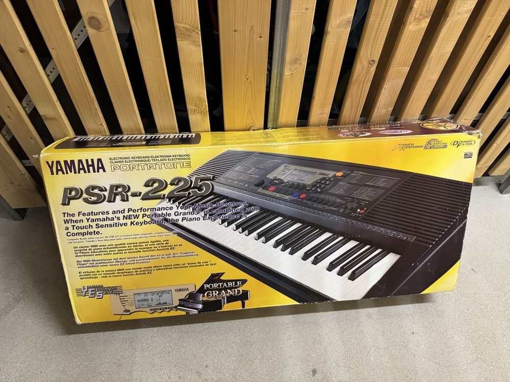 Yamaha PSR-225 (Gebraucht) in Zürich für CHF 45 – nur Abholung auf ...