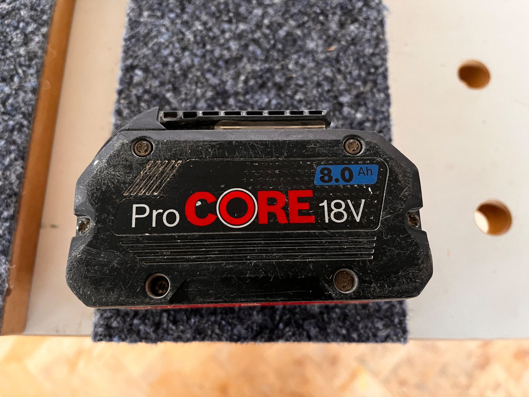 Bosch Pro CORE 8,0 Ah (Defekt) in Boniswil für CHF 11 – mit Lieferung ...