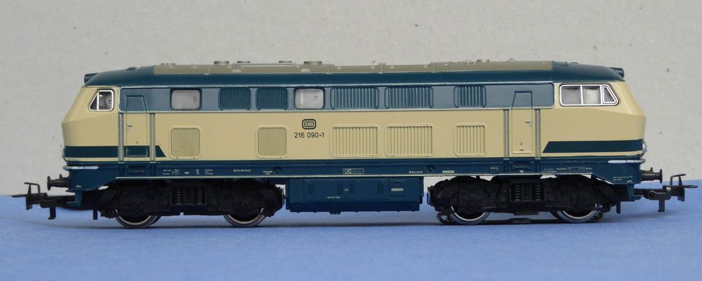 .BR 216 oceanblau-beige der DB, Märklin 3074, HO | Kaufen auf Ricardo