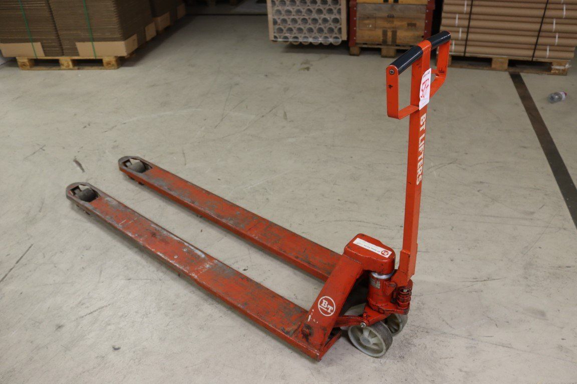 Handhubwagen, lange Gabel ( Lot 587) Standort 5605 Dottikon (Gebraucht ...