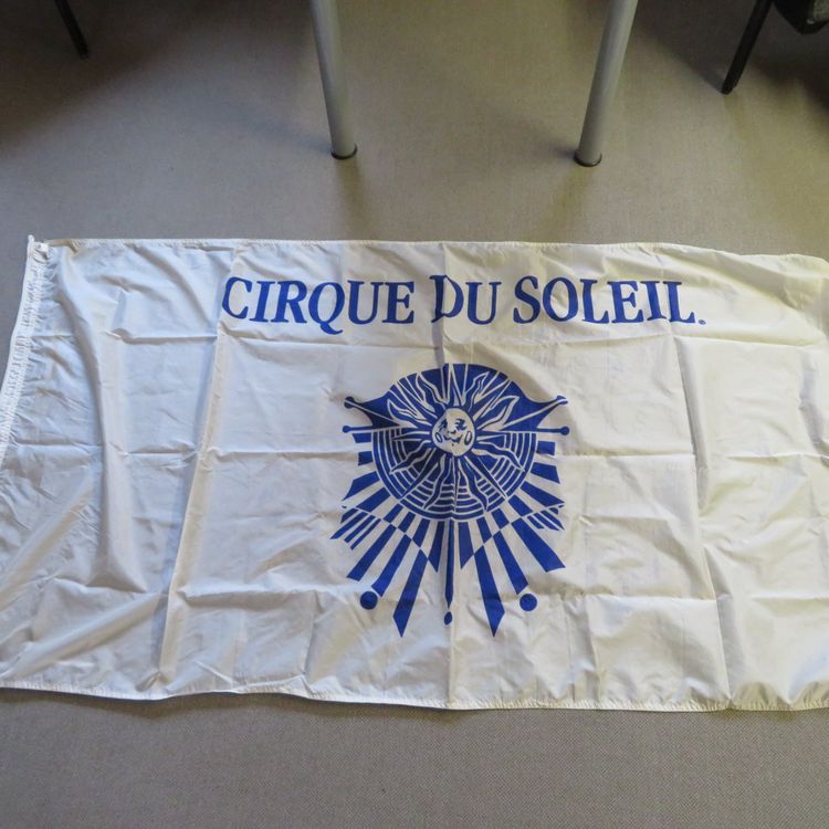 Original Fahne Cirque du Soleil Zirkus Circus (Gebraucht) in Sirnach ...