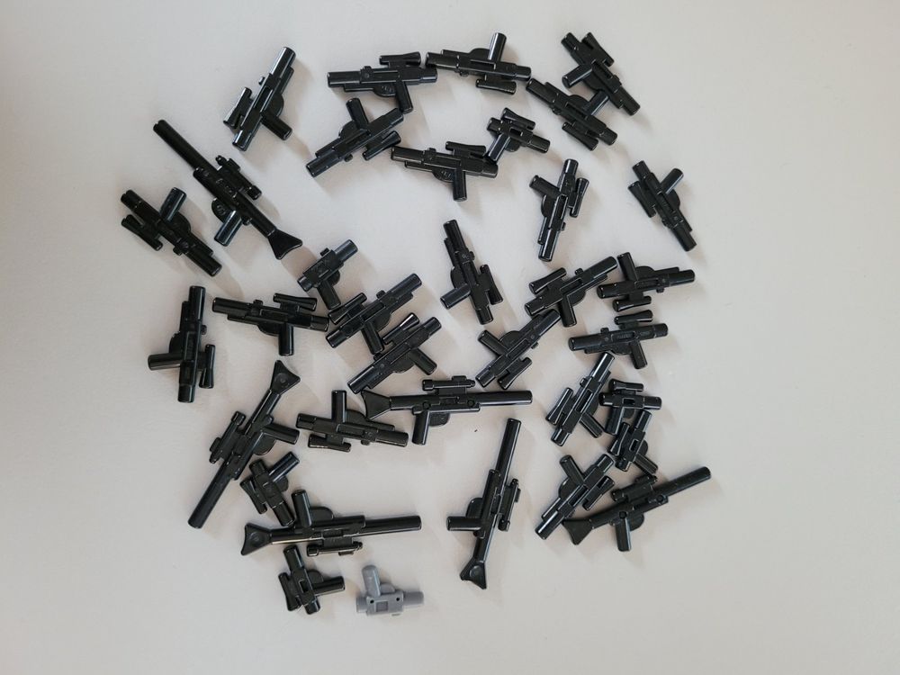 45: Lego Star Wars Waffen Blaster (Gebraucht) in Buttikon SZ für CHF 16 ...