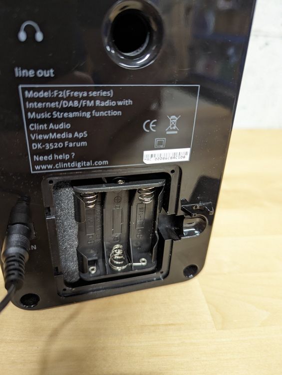 Clint F2 DAB / FM / Internet Radio (Gebraucht) in Oberglatt ZH für CHF ...