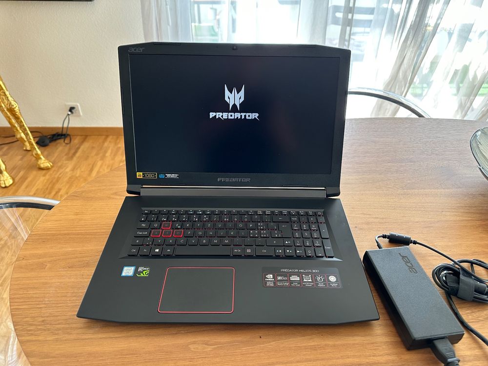ACER Predator Helios 300 PH317-52-79Y7 (Gebraucht) in Prilly für CHF ...