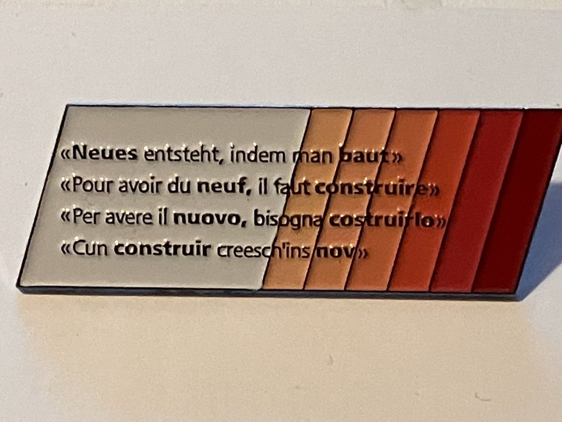 1 Pin "Neues entsteht indem man baut" (Gebraucht) in Basel für CHF 1 ...