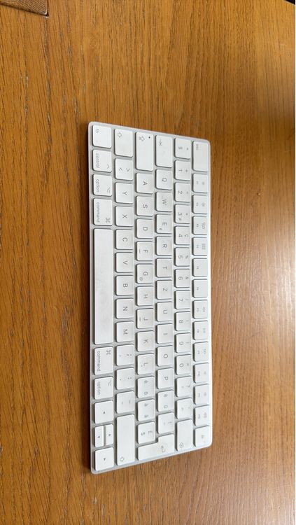 Apple Magic Keyboard - Swiss Layout - Lightning Anschluss (Gebraucht ...