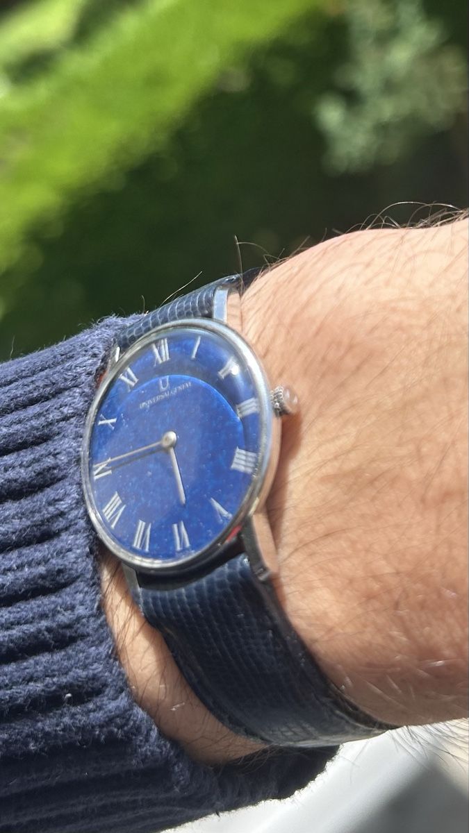 Universal Genève Vintage « Starry night / Lapis lazuli » (Gebraucht) in ...