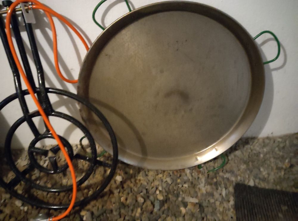 Paella Grillset mit 3 Flammigem 65cm Gasbrenner 90cm Pfanne (Gebraucht ...