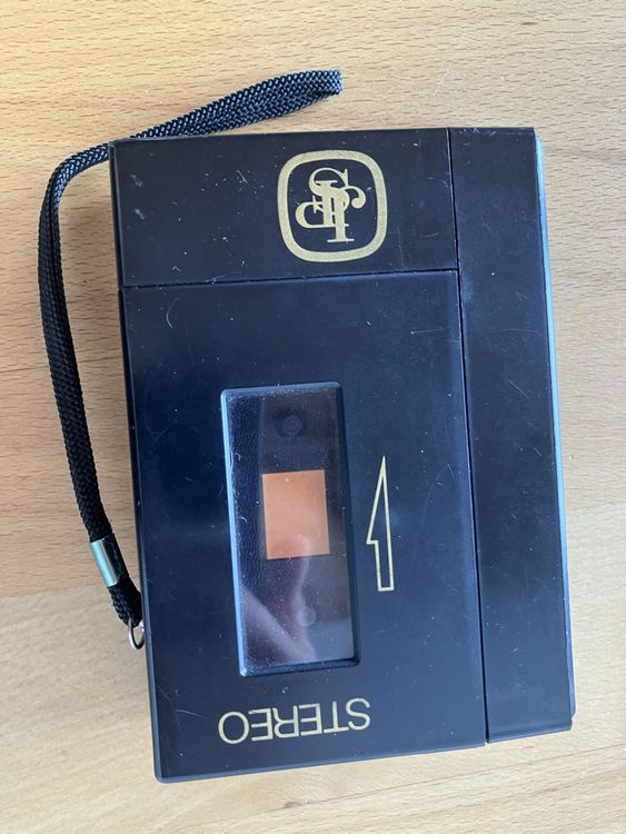 Alter Walkman wohl defekt evt was für Bastler (Defekt) in Biglen für ...