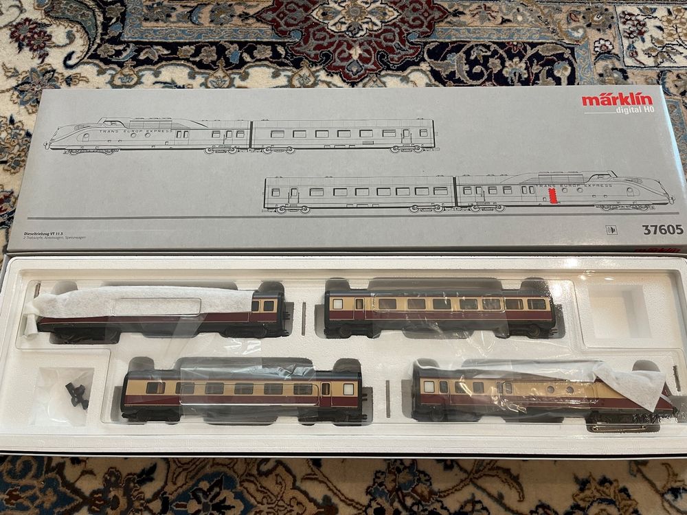 Märklin 37605 Dieseltriebzug VT 11.5 Trans Europ Express TEE (Neu ...