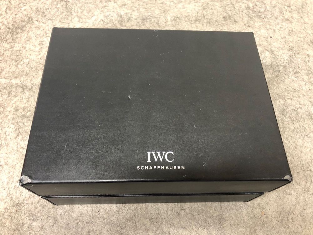 IWC BOX GROSS LEDER (Gebraucht) in Schaffhausen für CHF 41 – mit ...