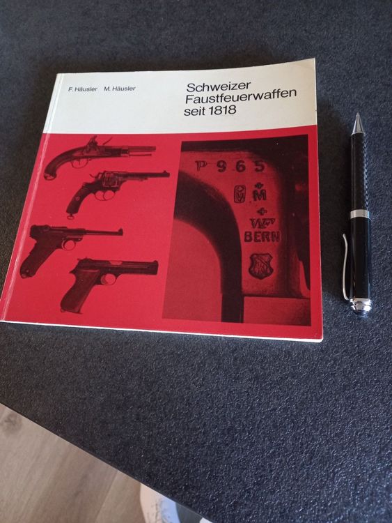 Livre " Armes de poing depuis 1818 suisse" en allemand | Kaufen auf Ricardo