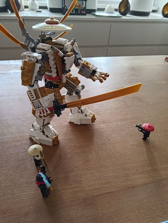 LEGO 71702 NINAJAGO Legacy Goldener Mech | Kaufen auf Ricardo