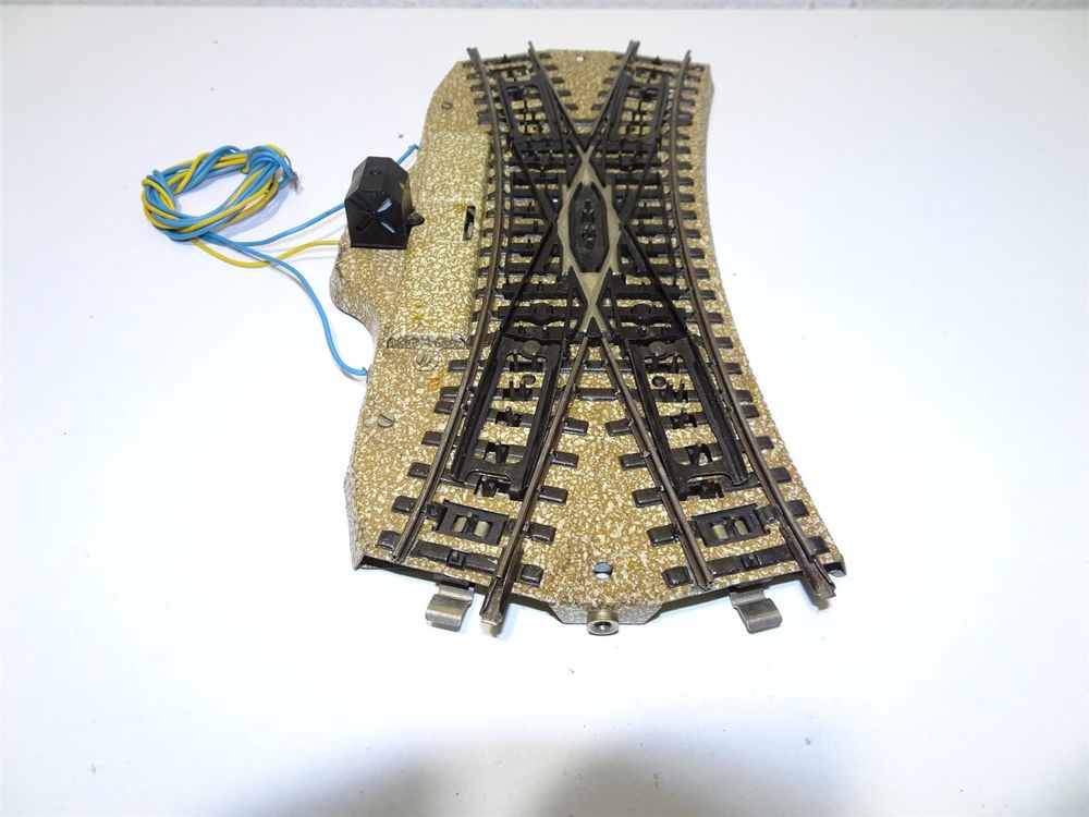 Märklin M-Gleis Kreuzweichen HO 5128 (Gebraucht) in Luzern für CHF 13.9 ...