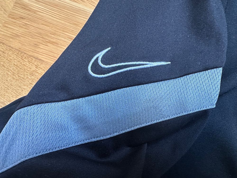 NIKE DRI-FIT Half Zip Thermo Shirt M 137-147 140 146 Kinder (Gebraucht ...