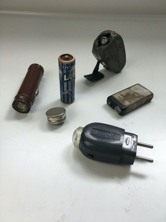 Taschenlampen Oldtimer Philips (Gebraucht) in Bühler für CHF 8 – mit ...