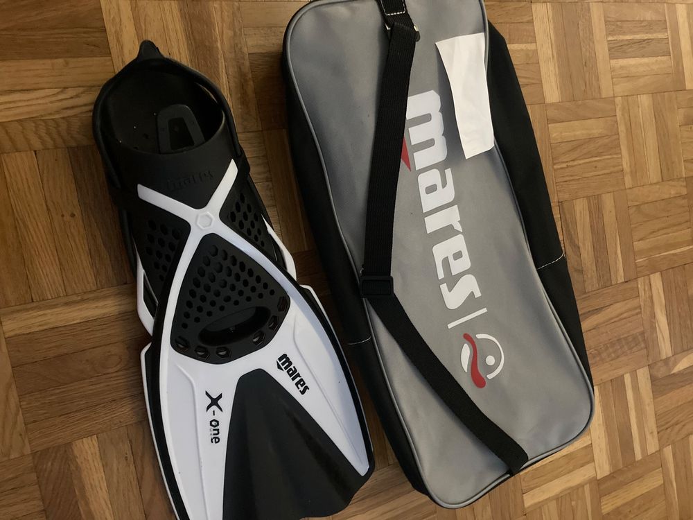 Mares X-One Flossen Gr. ML (39/43) mit Tasche, neuwertig (Neu (gemäss ...