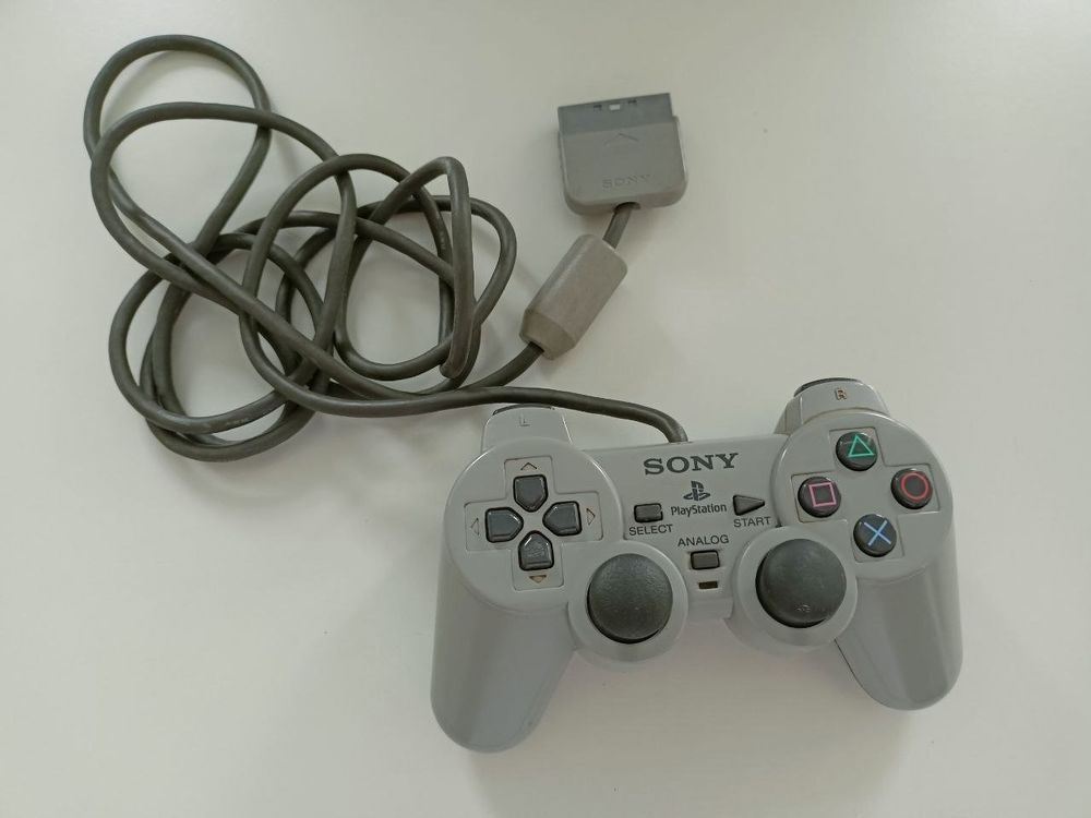 Official PS1 PS2 Dual Shock Controller [SCPH-1200] | Kaufen auf Ricardo