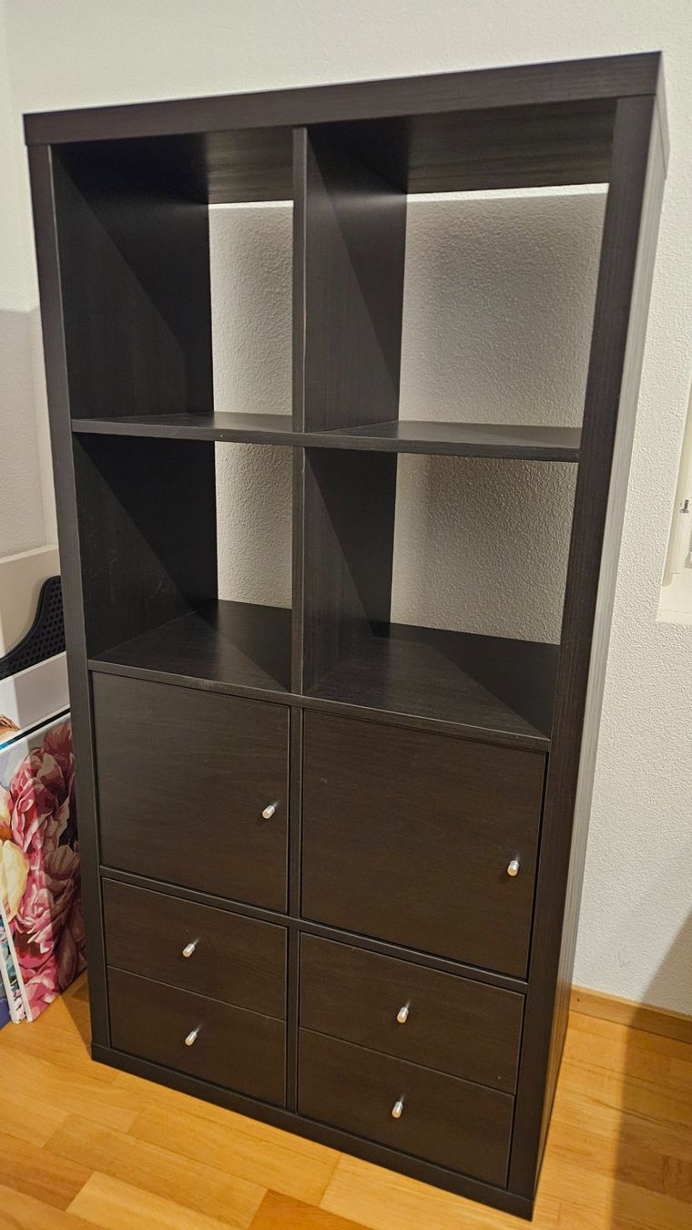 Turen Ikea Kallax
