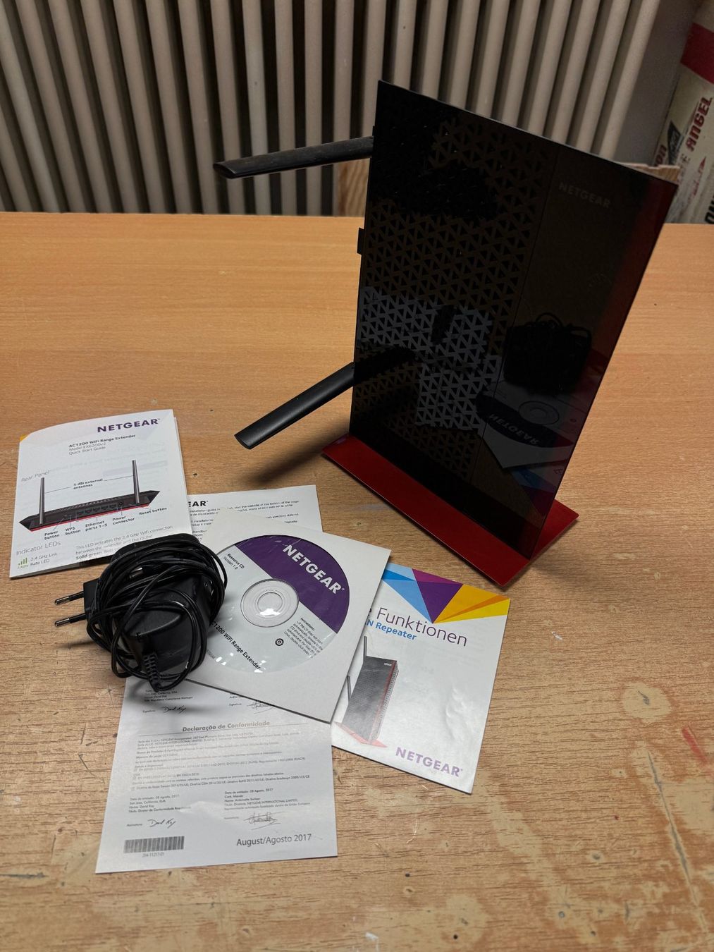 Netgear AC 1200 WIFI Range Extender / Access Point (Gebraucht) in ...