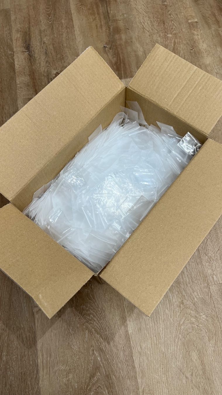 Karton voll mit Druckverschlussbeutel / Minigrip (Neu (gemäss Beschreibung)) in Versoix für CHF ...