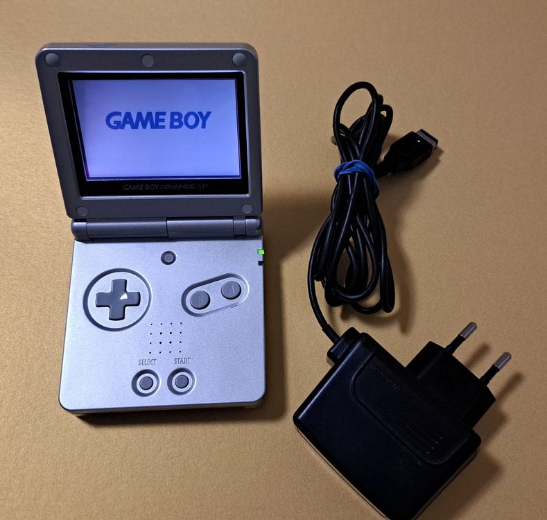 Nintendo SP mit Netzteil 001 (Gebraucht) in Biel/Bienne für CHF 90 ...