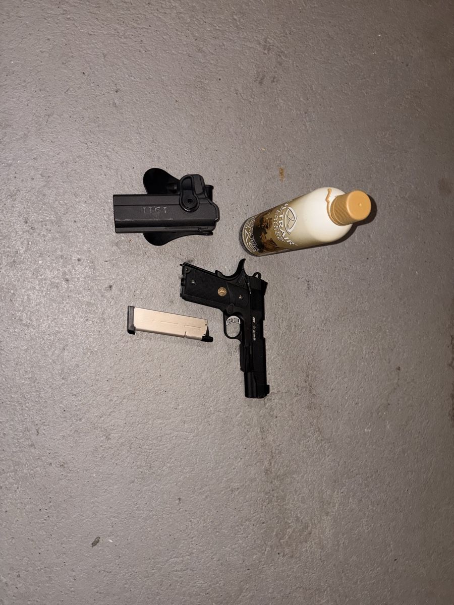 Airsoft Pistole 1911 inkl. Zubehör, neuwertig! (Gebraucht) in ...