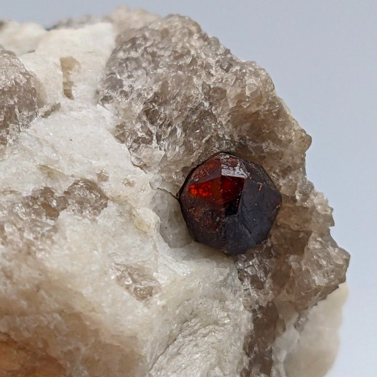 ROTES ALMANDIN, GRANAT-Kristall, Italien (Nuovo (secondo la descrizione ...