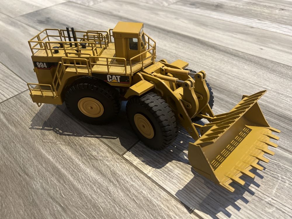 Caterpillar 994 Radlader 1:50 (Neu (gemäss Beschreibung)) in Winterthur ...