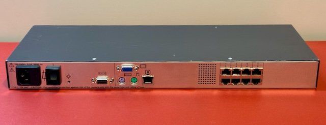 HP - 336044-B21 - HP x8 KVM Server Console Switch | Kaufen auf Ricardo