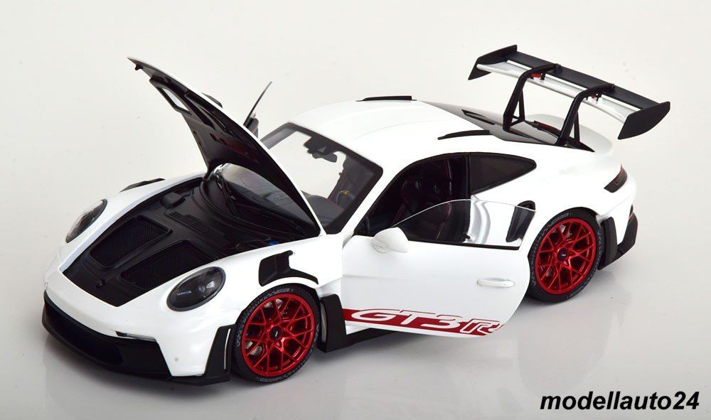 Porsche 911 (992) GT3 RS weiss-rot 2022 / Minichamps 1:18 | Kaufen auf ...
