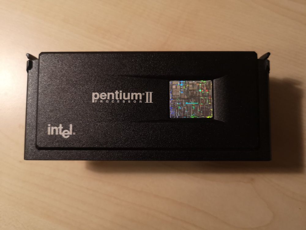 CPU Pentium II 400 MHz MMX (Defekt) in Murten für CHF 39 – mit ...