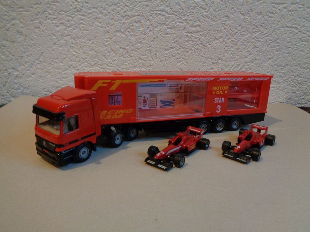 SIKU 3916 Mercedes Actros 1857 Formel-1 Transporter 1/55 (Neu (gemäss ...