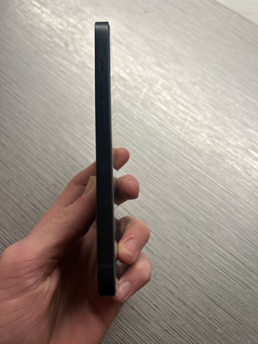 iPhone 13 - midnight blue - 128GB - Excellent Condition! 📱 (Neu (gemäss ...