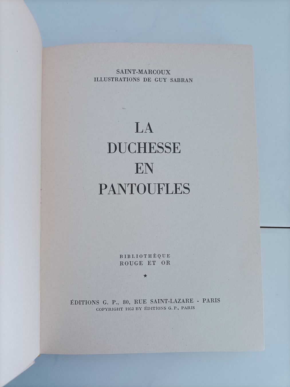 La Duchesse en pantoufles / Saint-Marcoux - Guy Sabran / Bib (D ...