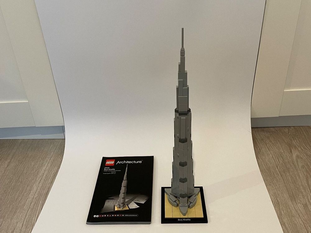 LEGO Architecture 21031 Burj Khalifa (Gebraucht) in Lengnau AG für CHF ...
