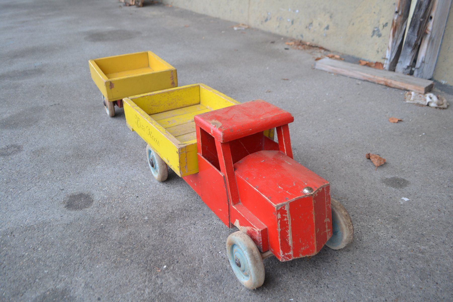 Wisa Gloria Rotes Holzspielzeug-LKW mit Anhänger Vintage (Gebraucht) in ...