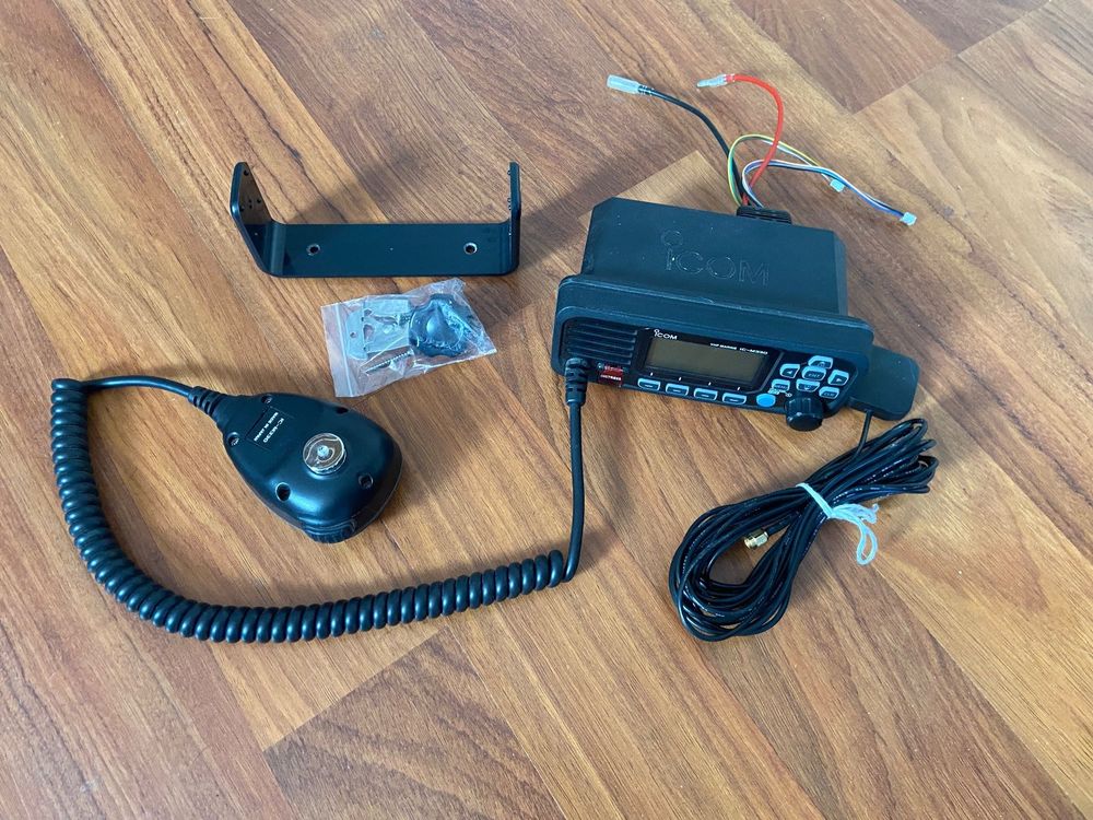 Icom Marine Funkgerät IC-M330GE | Kaufen auf Ricardo