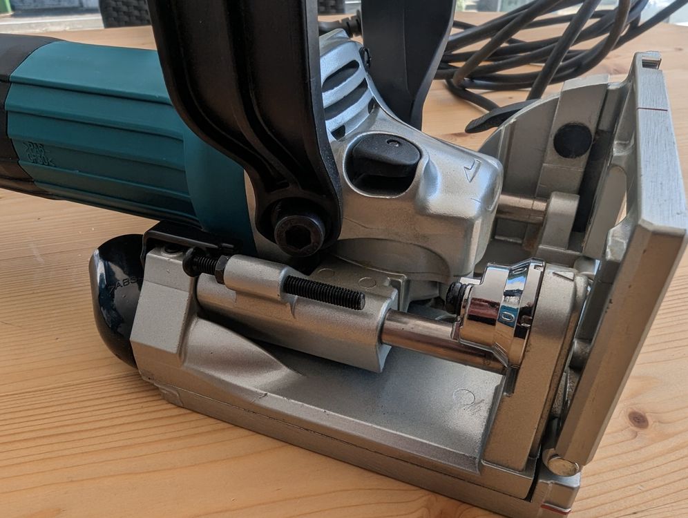 Makita PJ7000J Nutfräse/ Flachdübelfräse/ Lamellofräse (Gebraucht) in ...