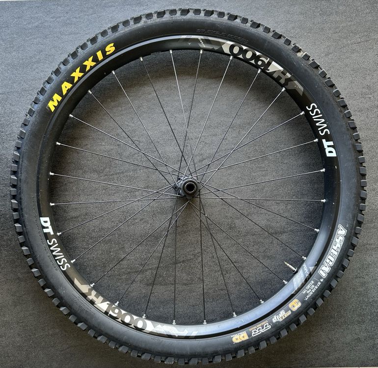 Roue DT Swiss H1900 avec pneu Maxxis Assegai 27,5" | Kaufen auf Ricardo