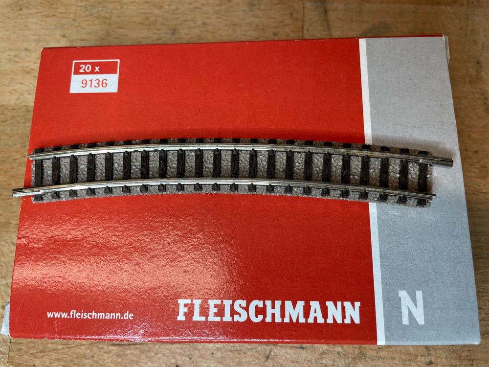 Fleischmann 9136 Gleis R4 15° (Neu und originalverpackt) in Hauterive NE für CHF 3 – mit ...
