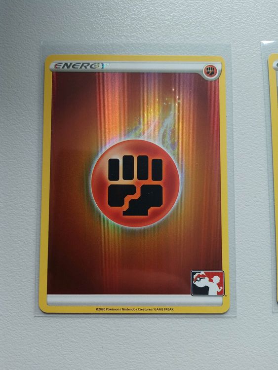 Fighting Energy HOLO - Pokemon TCG Prize Pack Stamp | Kaufen auf Ricardo