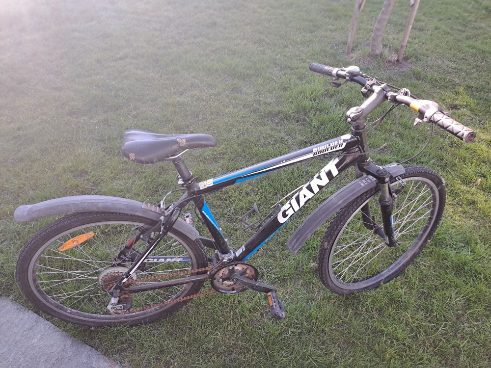 GIANT Boulder 26" Fahrrad, perfekt für den Frühling! 🚲 (Defekt) in Thal ...