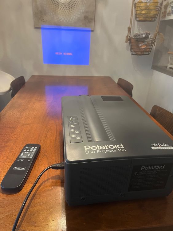 POLAROID LCD PROJECTOR 105 „FullSet“!!!! (Gebraucht) in Basel für CHF ...