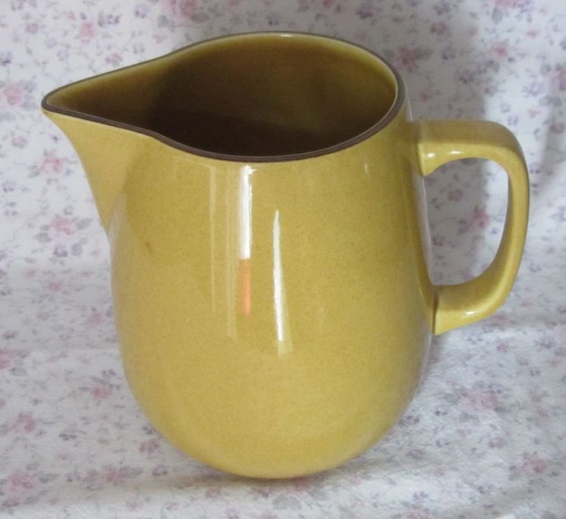 Rössler - grosser Krug - 2 Liter - senfgelb (Gebraucht) in Zürich für CHF 19 – mit Lieferung auf ...