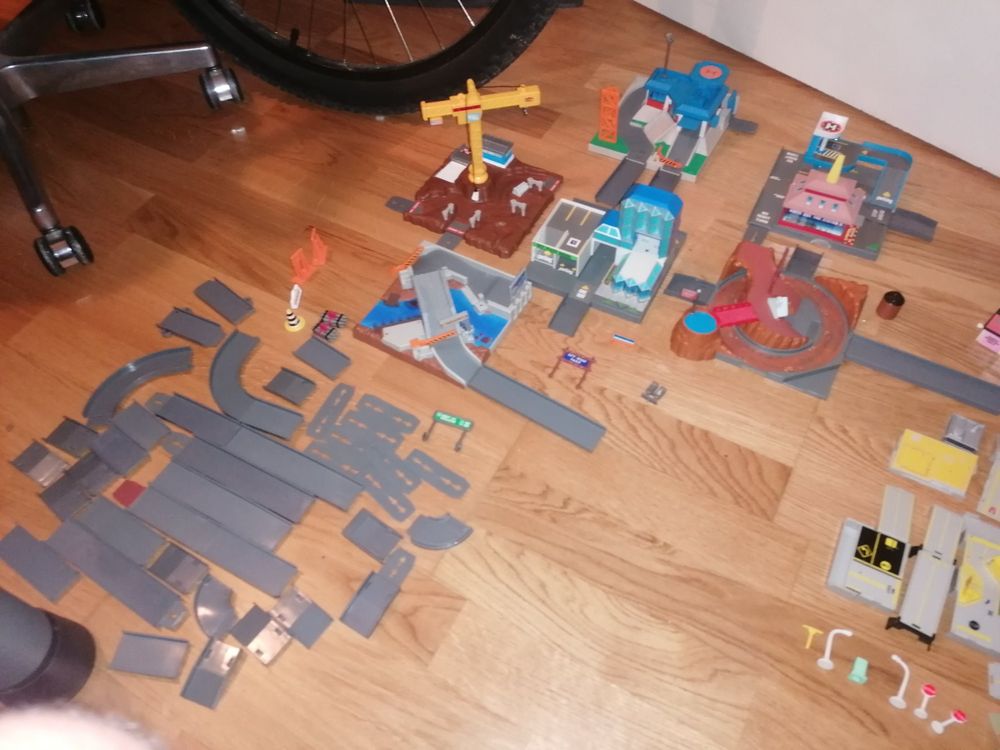 Micro Machines und World's smallest Matchbox Set 90er Jahre | Kaufen ...