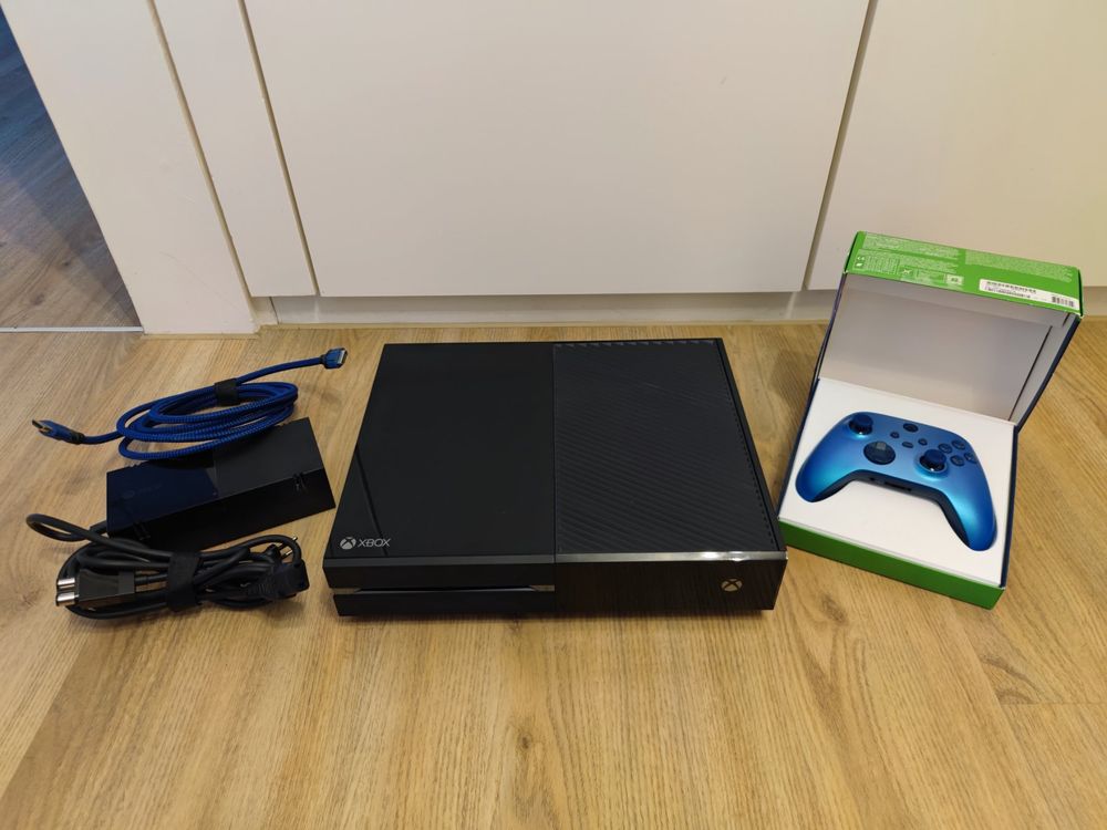 Xbox One plus Wireless Controller | Kaufen auf Ricardo