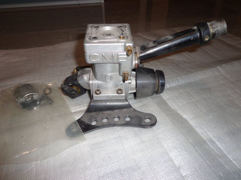 Modellmotor CMB 90 defekt nicht komplet | Acheter sur Ricardo