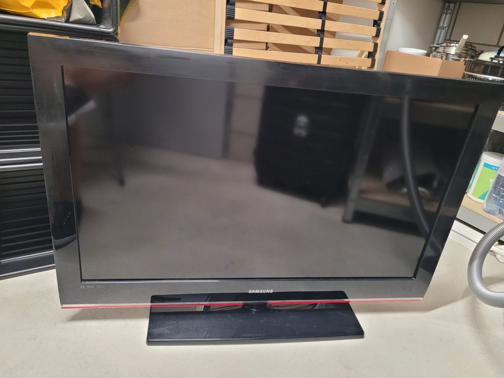 Samsung LE40B530P7W Full HD 40 Zoll (Gebraucht) in Embrach für CHF 50 ...
